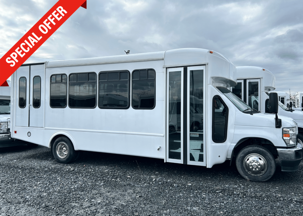 2024 Glaval Universal 16 passenger + 2 Wheelchair - Wolfington Body ...